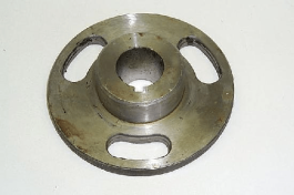 Injection Pump Drive Hub - 3055067R - Used | Wengers®